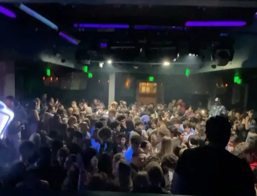 Woman Collapses and Dies on Dance Floor as Crowd Films Instead of ...